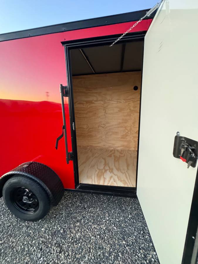 2024 J&C 5x10SA 6.3ft interior Enclosed Cargo Trailer - Pacific Cargo